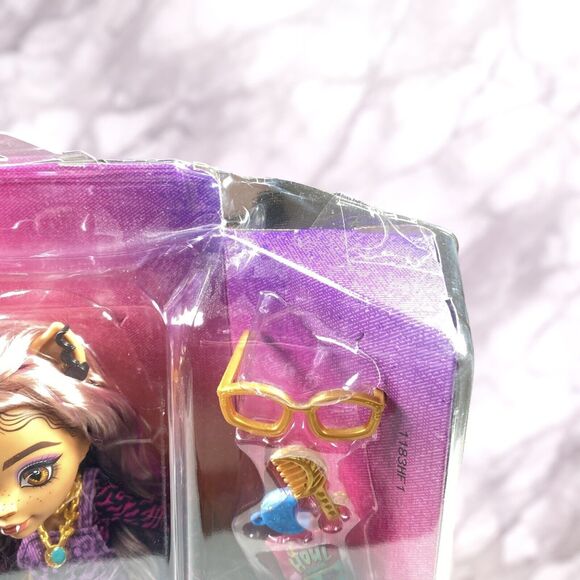 monster high | Toys | Monster High Clawdeen Wolf Doll Werewolf Crescent ...